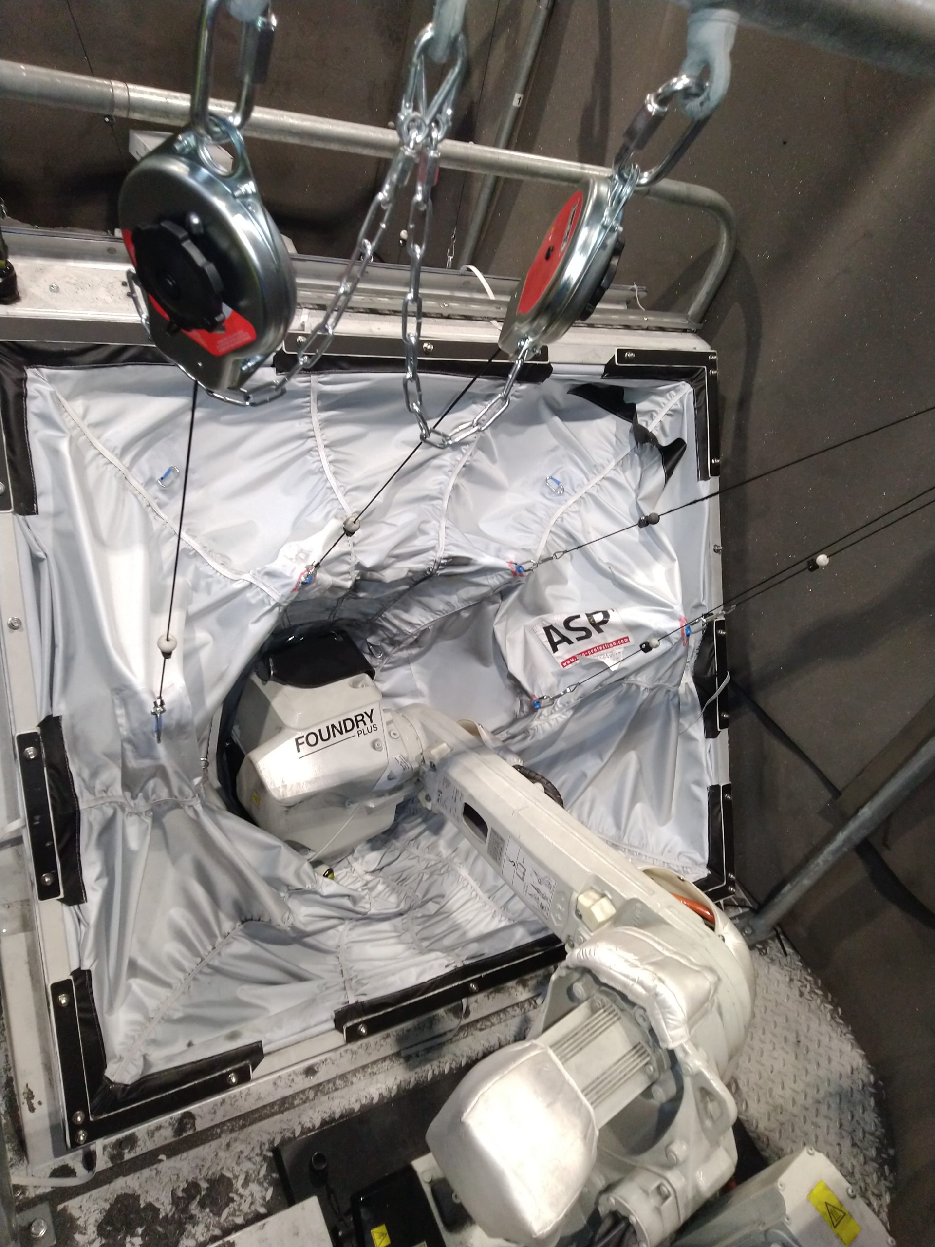 Fensterschutzhüllen für Roboter-Kabinen - ASP Protection